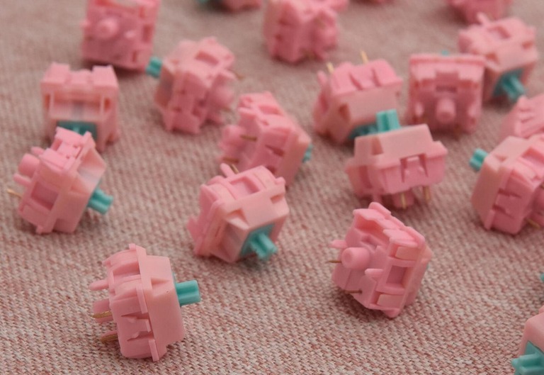 Grain Gold Bubble Gum Strawberry/Mint Switches | Duckeebs